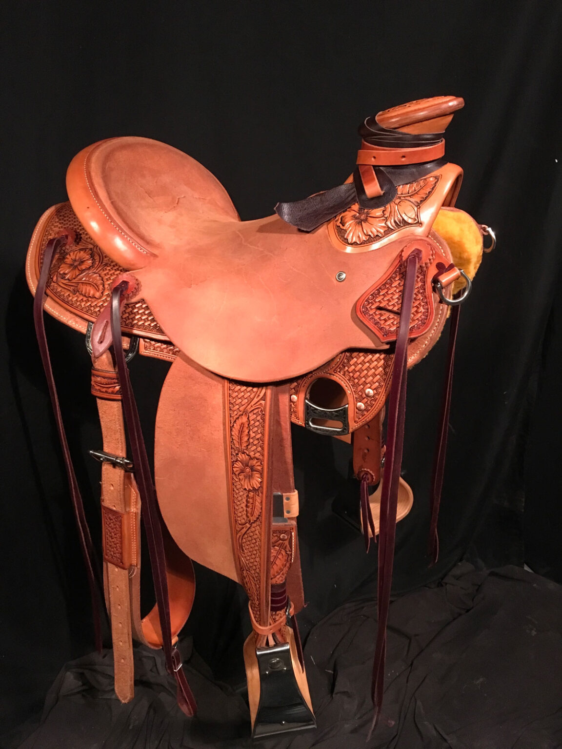 1/4 Tooled Saddles – Frecker's Saddlery