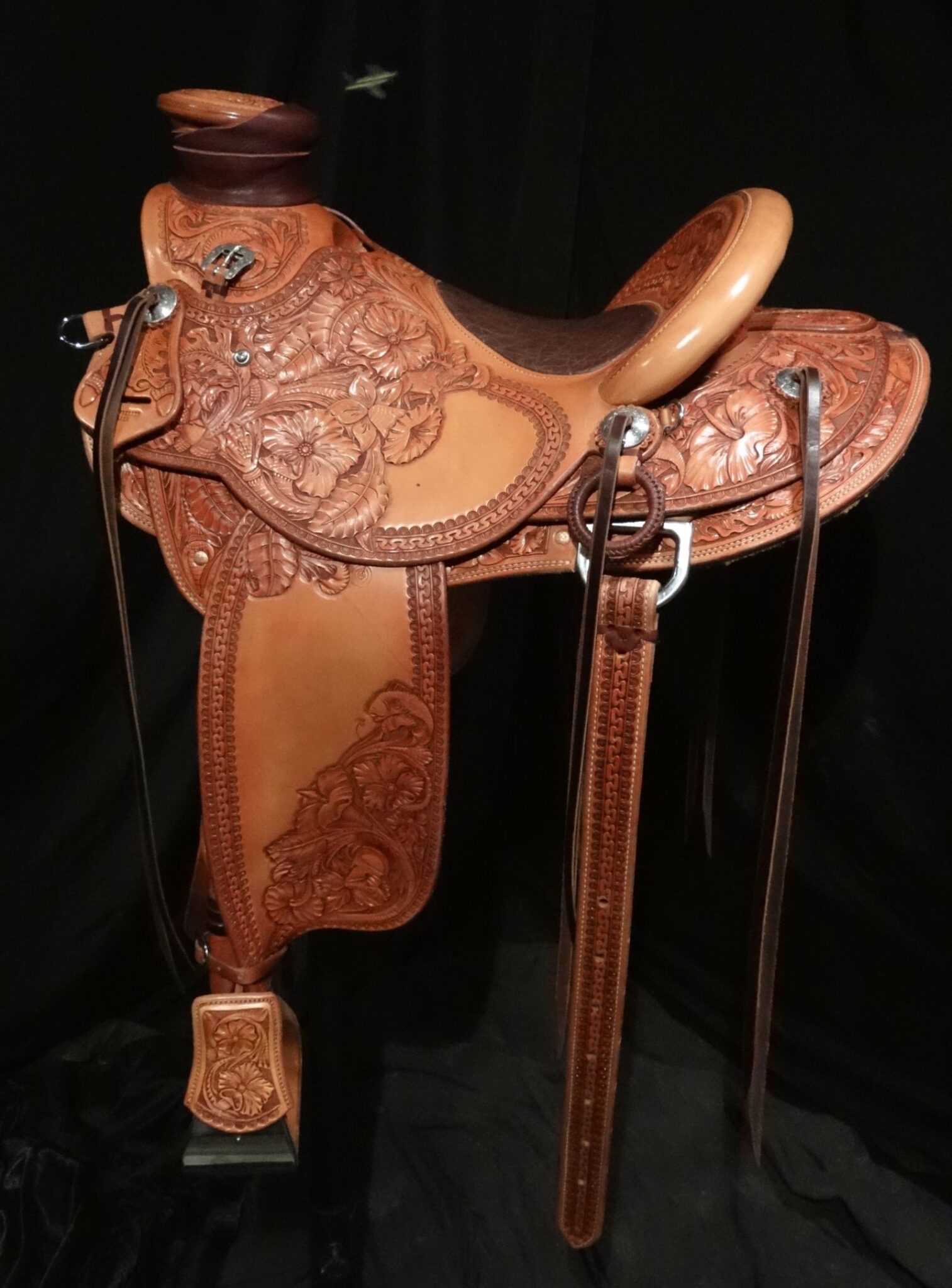 Saddles Gallery – Frecker's Saddlery