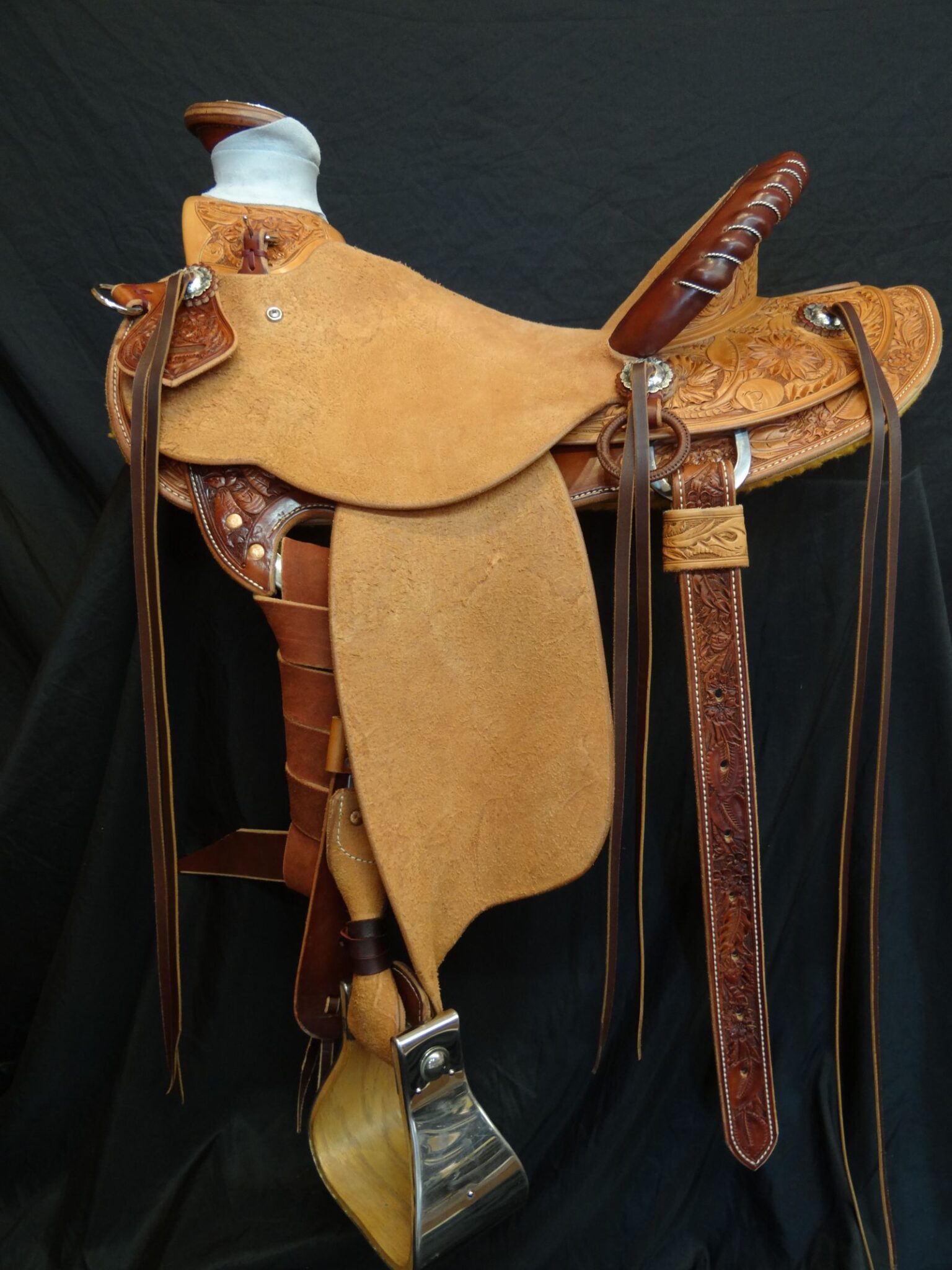 Figure Tooling – Frecker's Saddlery
